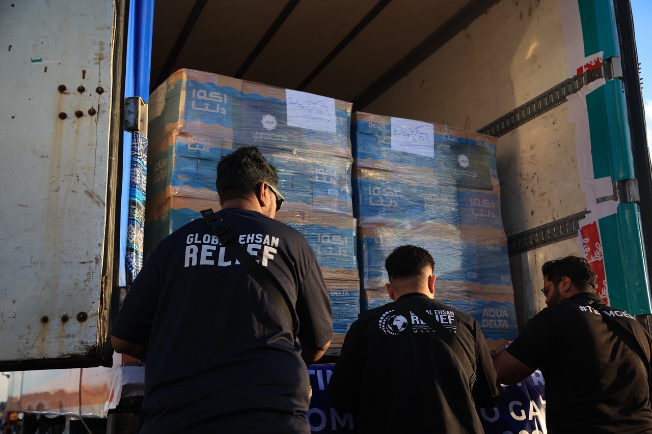 Distribution of Aid in Palestine - Global Ehsan Relief