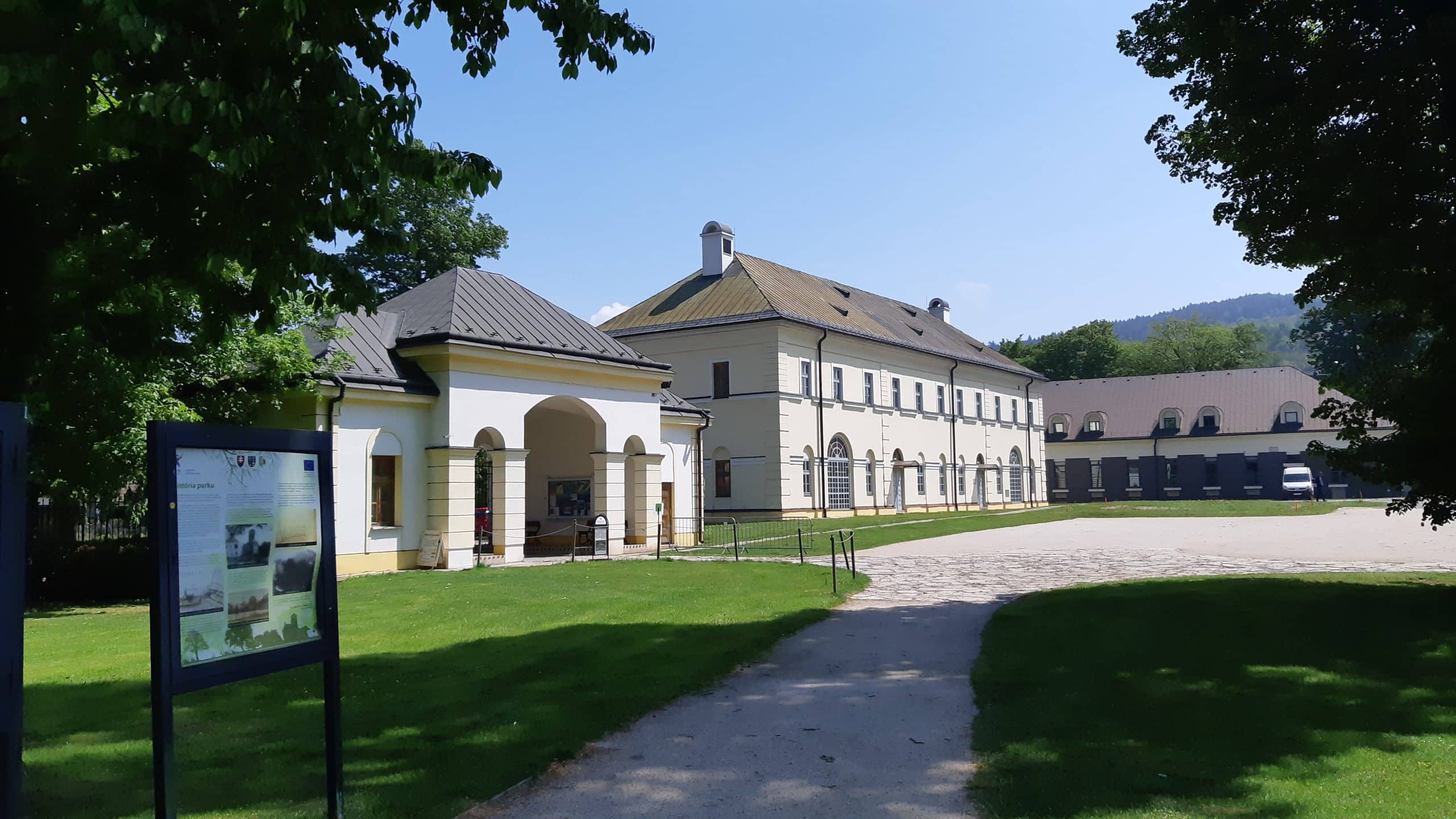 BUDATÍNSKY HRAD » Budatínsky park • otváracie hodiny | Turisticky.sk