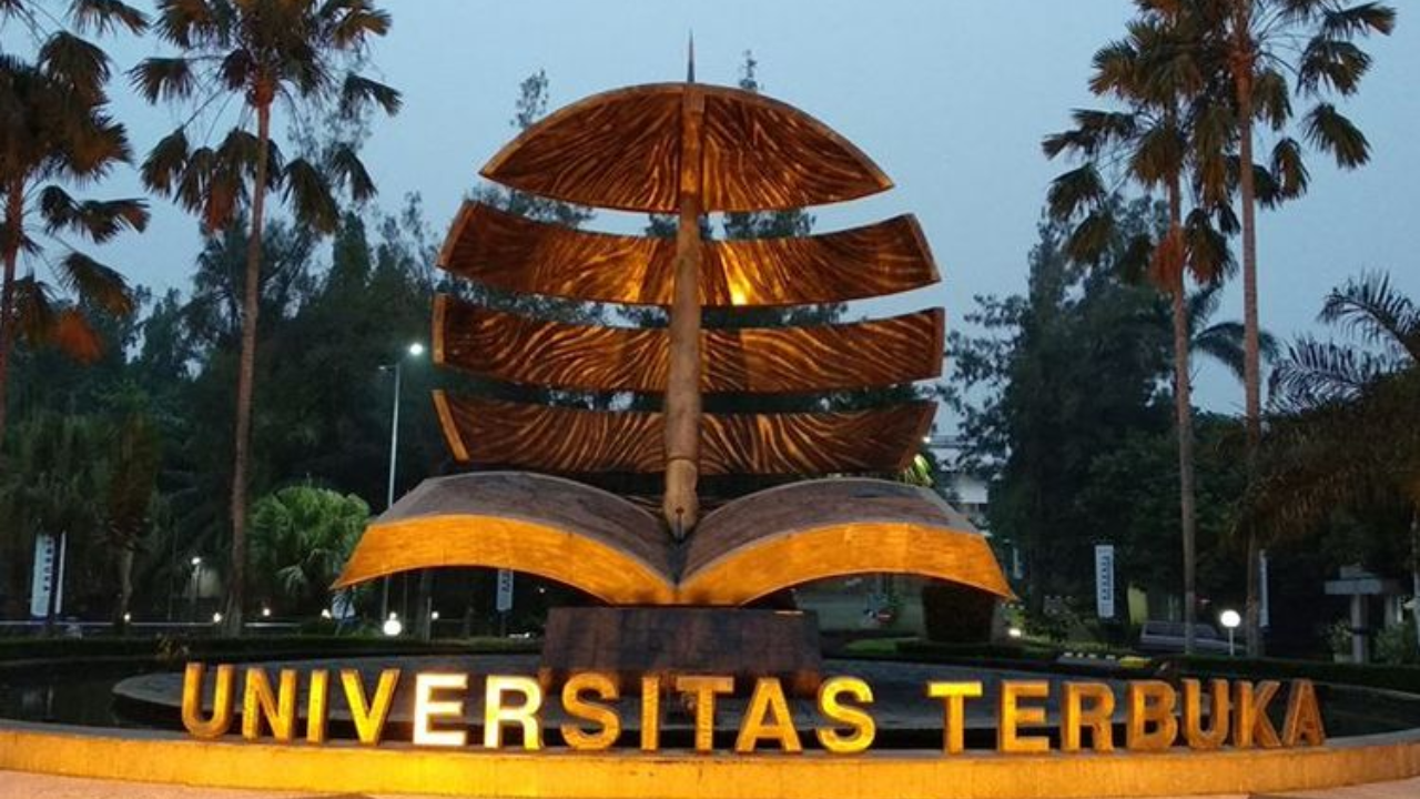 Biaya Kuliah UT 2024 Murah atau Bikin Nangis?