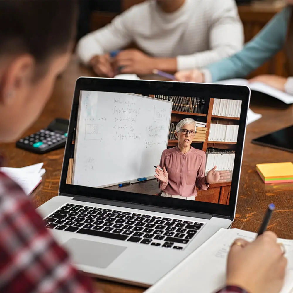 Sekolah Kedinasan Bisa Pakai Kacamata ? Ini Fakta Pentingnya! - Bimbel ...