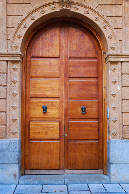 31 (More) Photos of Doors From Around The World - EcoSalon