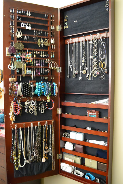 Jewelry Storage Solutions: 7 Ways to Unjumble, Including DIY - EcoSalon