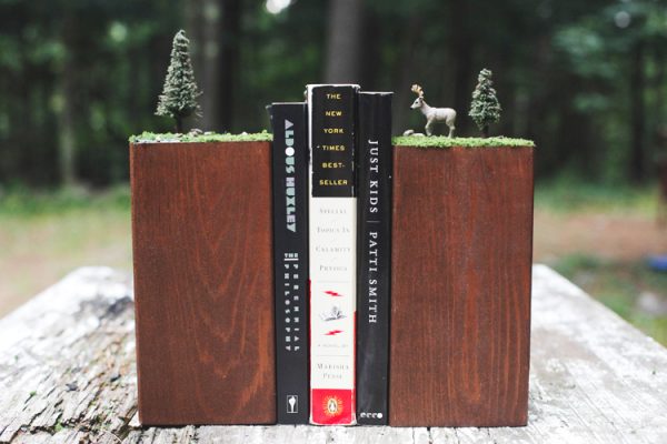 7 Cool Ideas for DIY Bookends You Can Make - EcoSalon