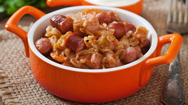 Slow Cooker Sauerkraut Recipe with Bacon and Beer