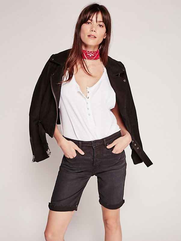 5 Hot Summer Shorts and Halter Tops: Friday Finds