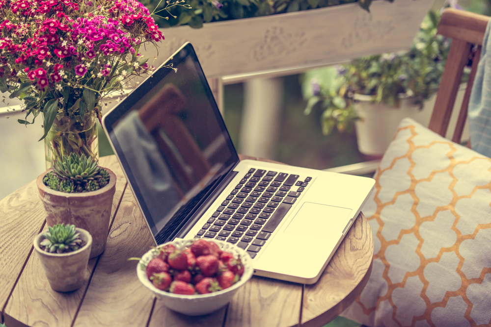 7 Drool-Worthy Decorating Blogs You Simply Must Read