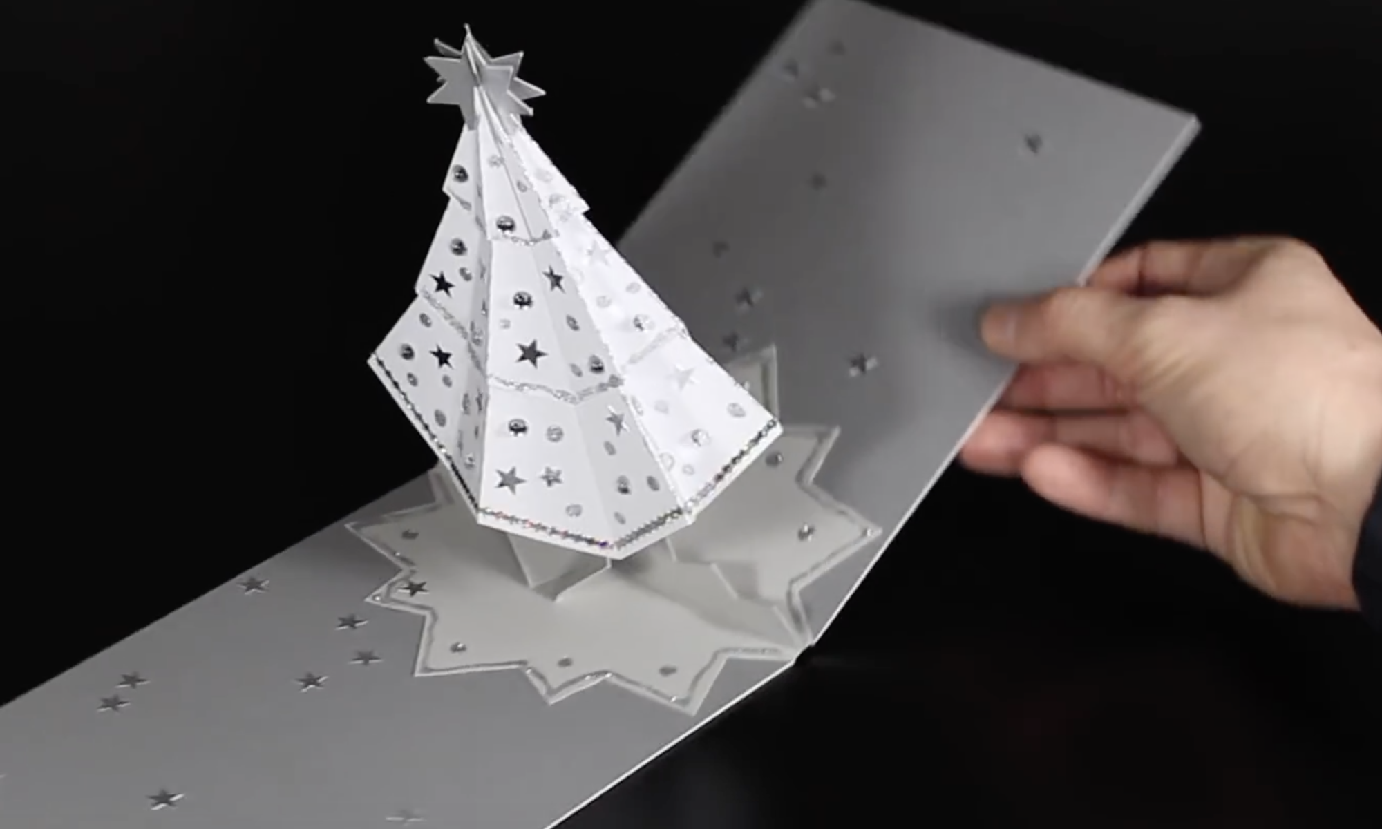This Paper Art Pops Off the Page (or Screen)