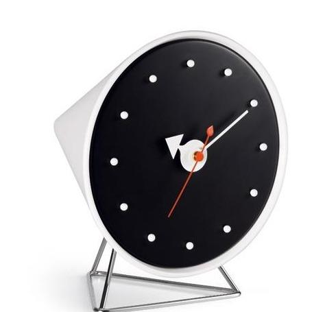 12 Modern Clocks for Chronofiles