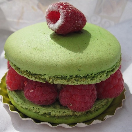 10 Macarons to Die For