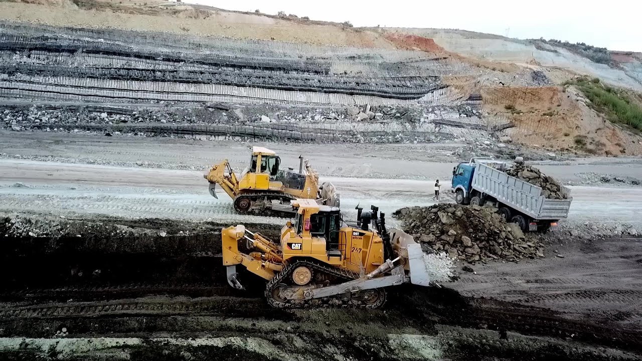 Bulldozer - Mega Machines Channel