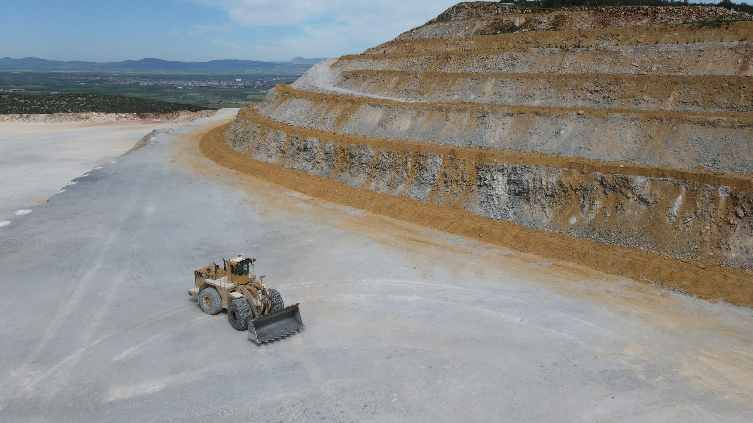 Quarries Photos | Heavy Machinery in Stone & Aggregate Quarries