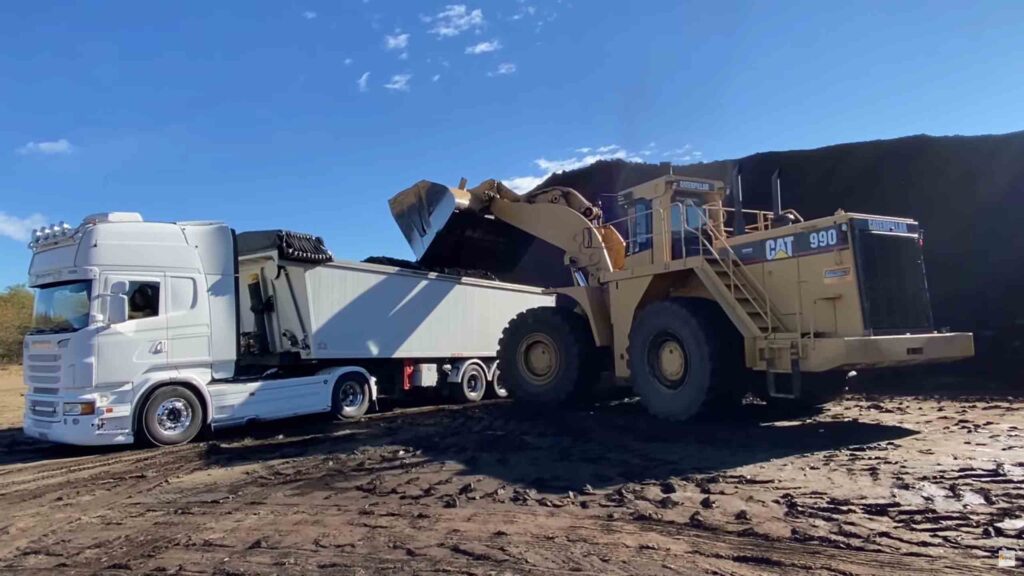 Inside the World's Largest Wheel Loader at Work