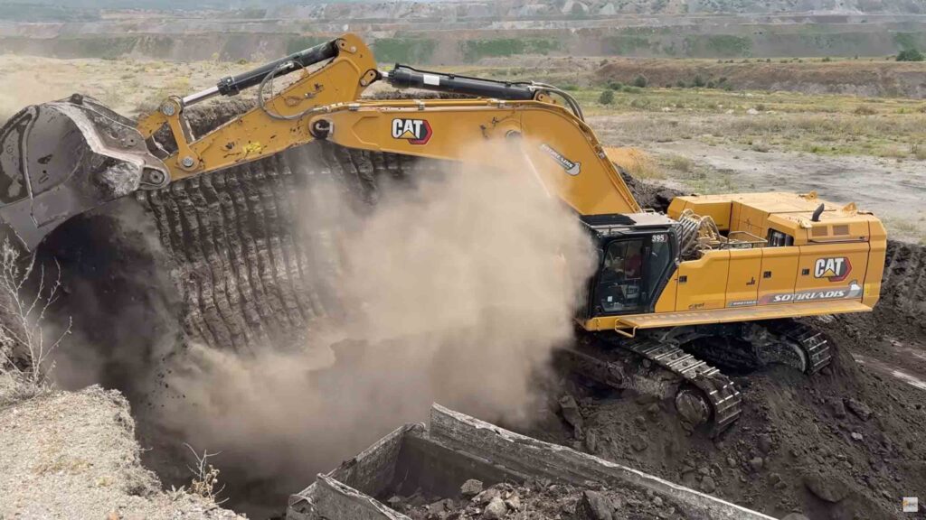 Inside the World's Largest Wheel Loader at Work