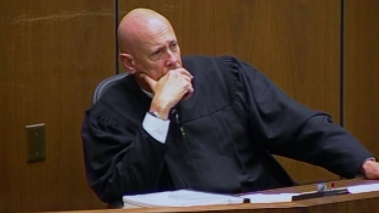 2-CA v. Spector: Outside the Presence of the Jury | Court TV Video