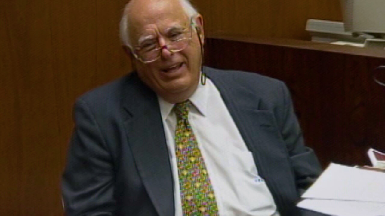 121-CA v. Spector: Dr. Vincent Di Maio (part 3) | Court TV Video