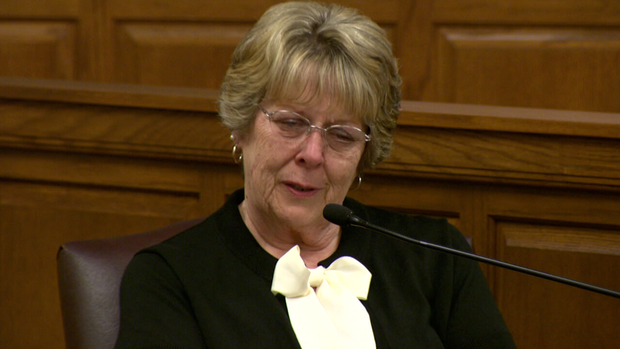 11-OR v. Beagley: Carolyn Crone & Sandra Mitchell | Court TV Video