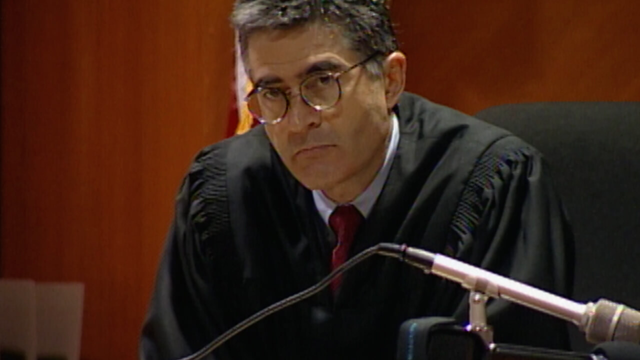 39-AZ v. Roque: Richard Kiefner | Court TV Video