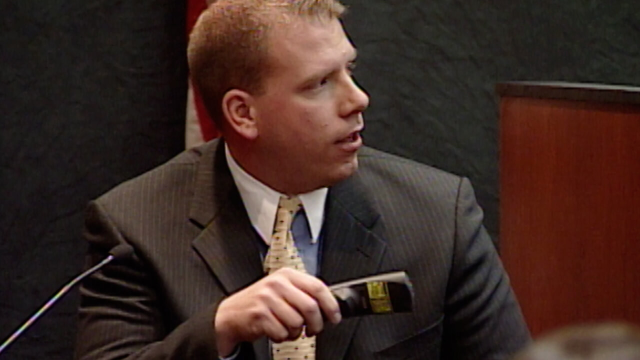 12-MI v. Seaman: Officer John Piggott | Court TV Video