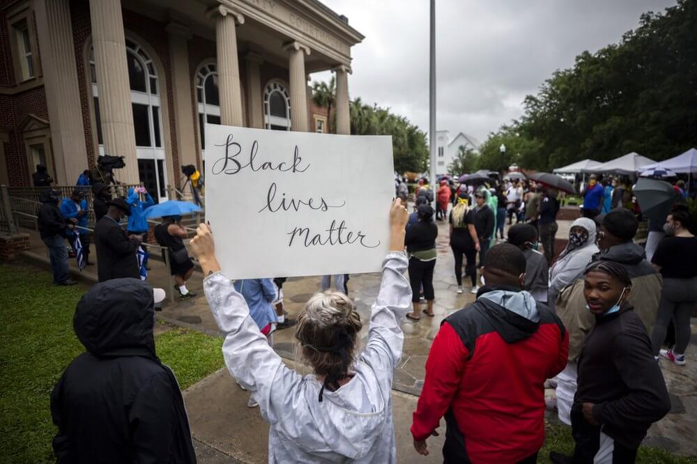 Georgia Governor Brian Kemp Plans To Sign A Repeal Of Georgias Citizen