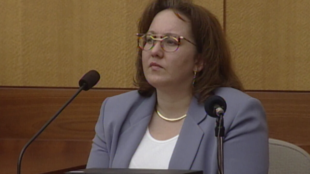 4-GA v. Baugh 2001: Holly Steuber | Court TV Video