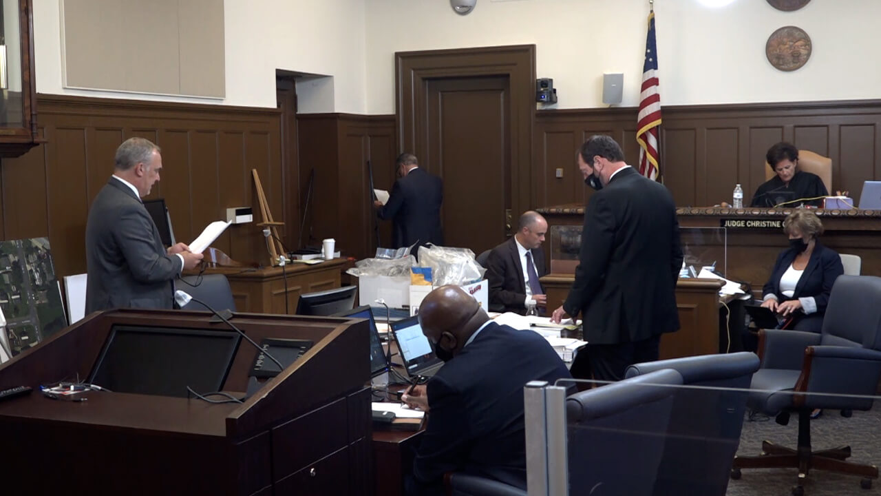 42-OH v. Ford: Outside the Presence of the Jury | Court TV Video