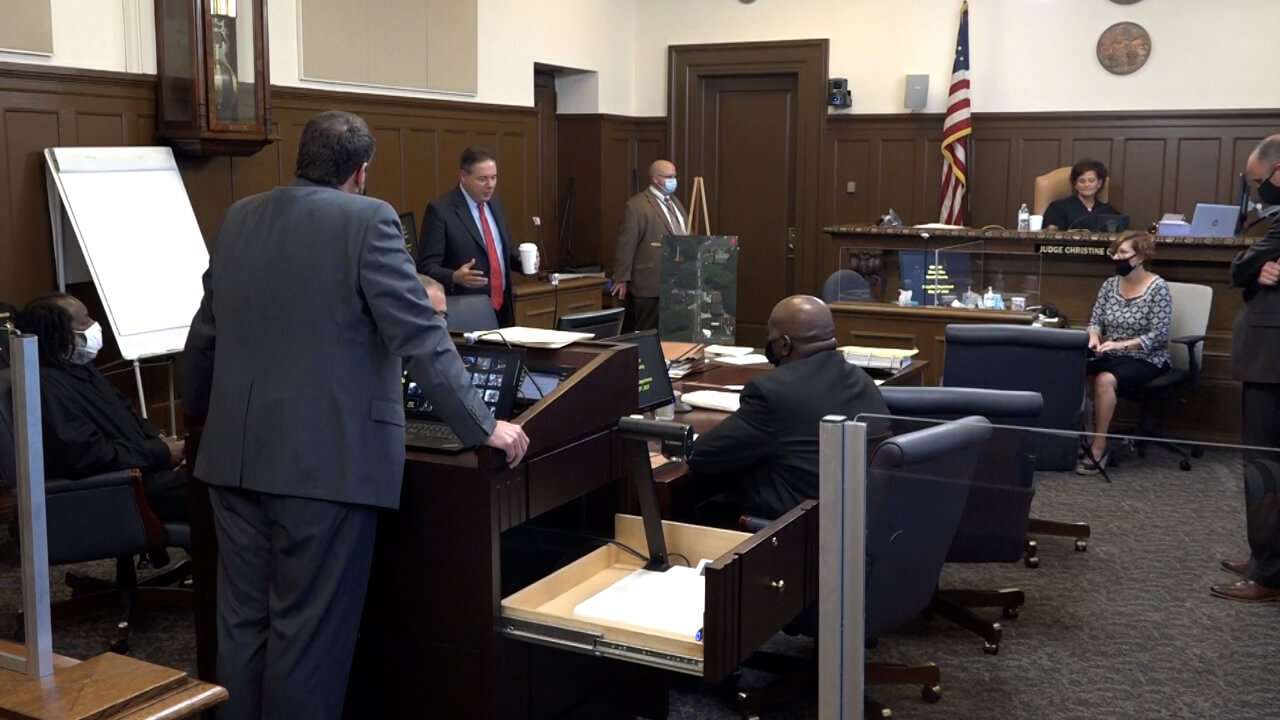 27-OH v. Ford: Outside the Presence of the Jury | Court TV Video