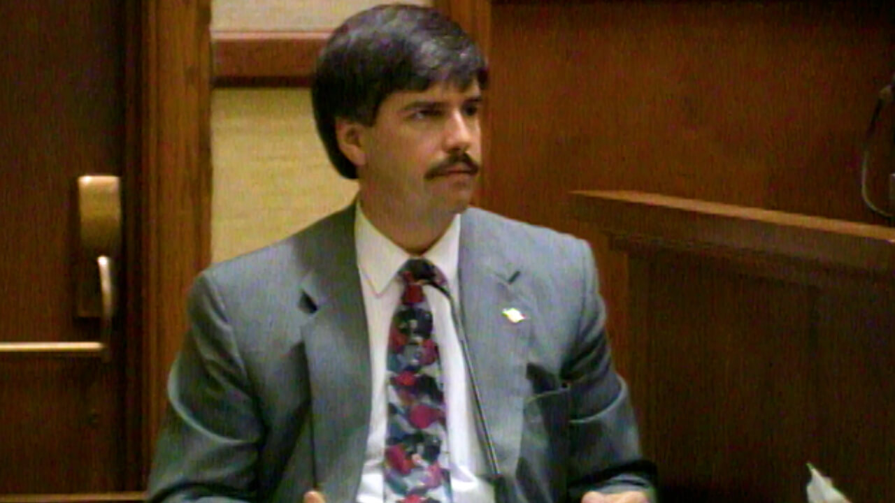 42-MI v. King: Outside the Presence of the Jury | Court TV Video