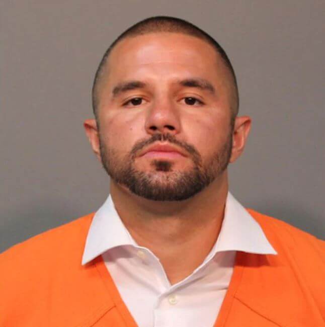 Fired officer who apologized for assault seeking acquittal | Court TV