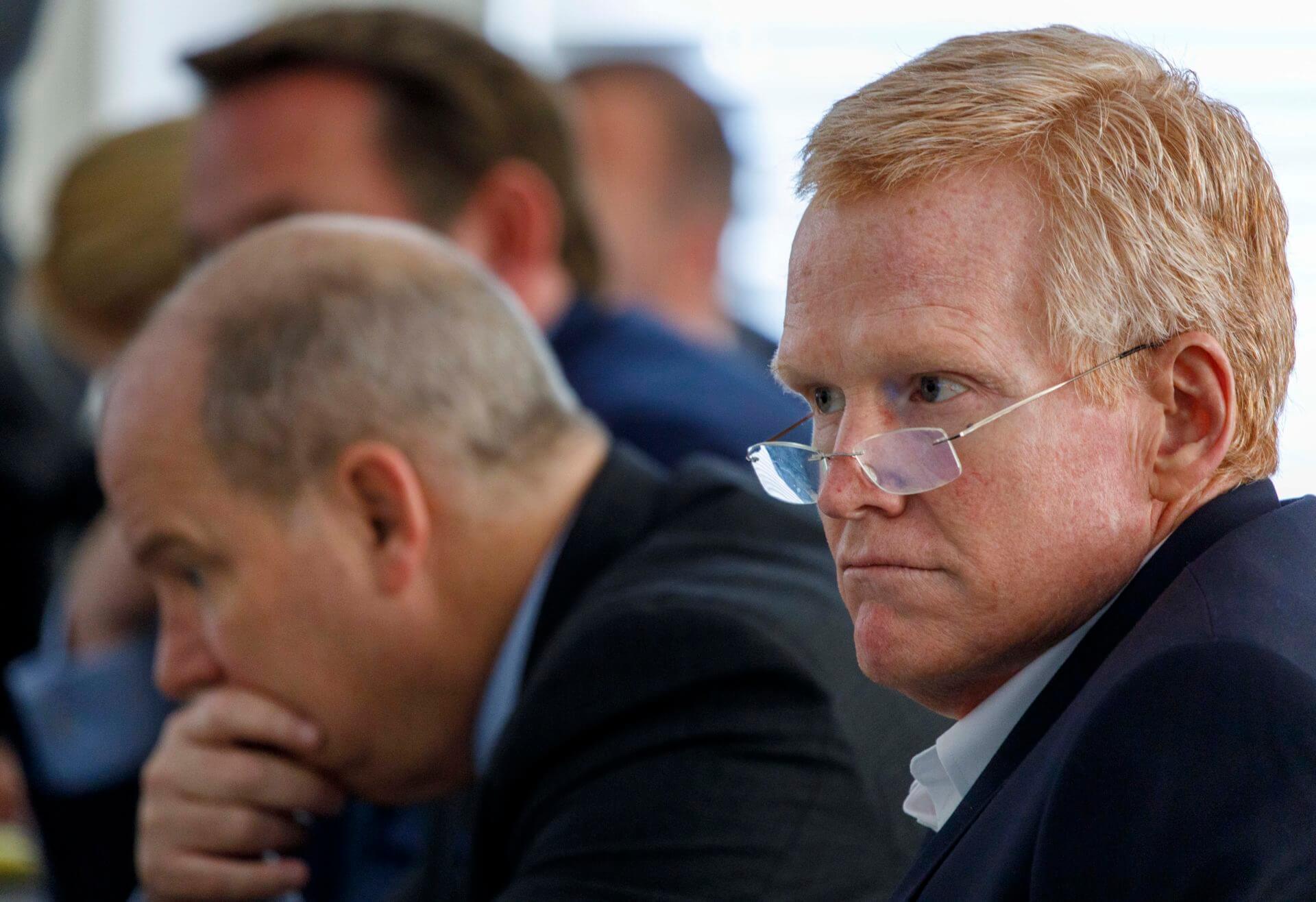 1st officer: Alex Murdaugh didn't cry over dead wife and son | Court TV