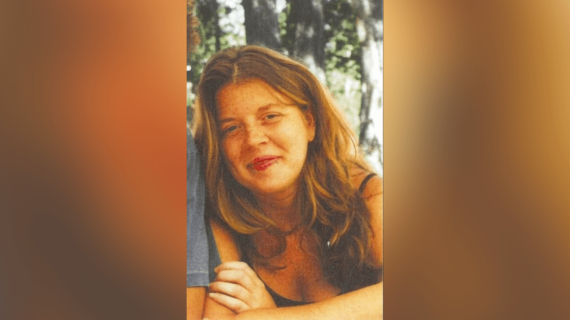 Cold case reopened after mushroom hunter finds human hair | Court TV