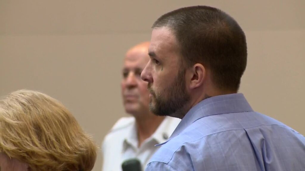 Nh V Adam Montgomery Weapons Trial Court Tv