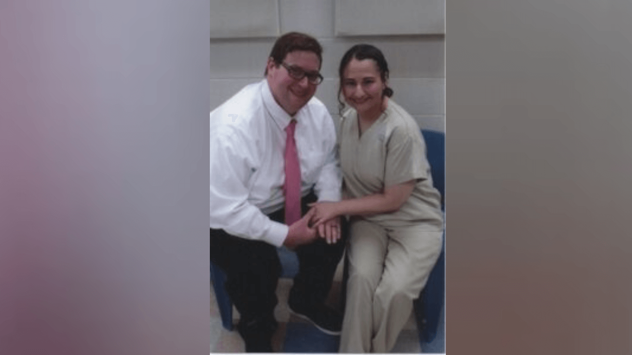 Report: Gypsy Rose Blanchard splits from husband, deletes social media ...