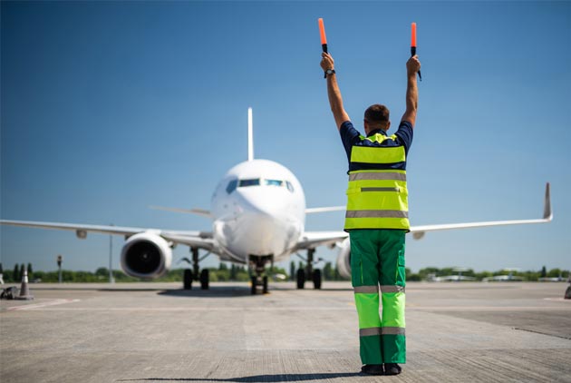飛機起飛前 必須先做哪8件事？｜天下雜誌