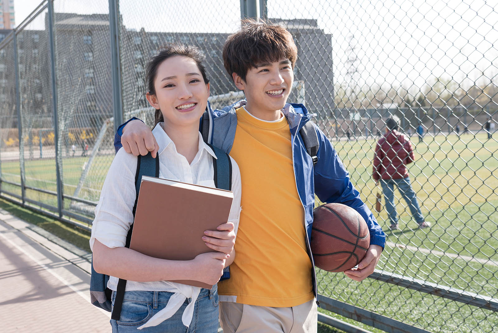 accompany 跟 company 到底哪裡不同？該怎麼用？｜天下雜誌