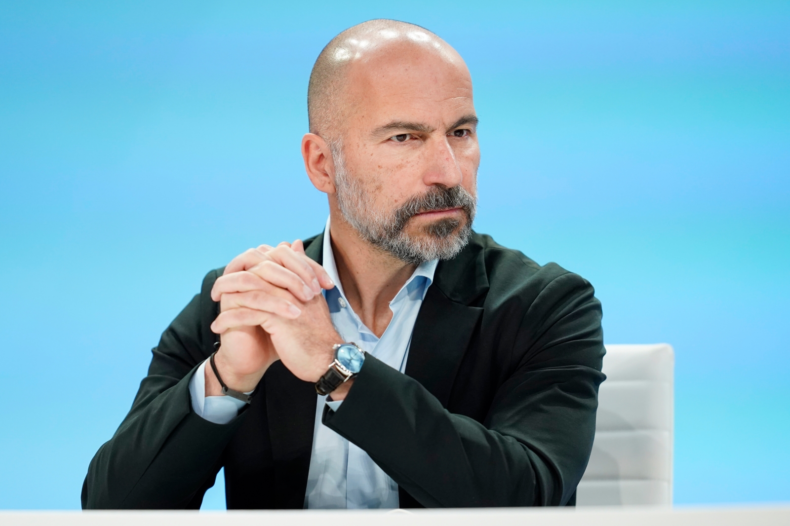 走出九千億虧損錢坑 Uber執行長：永遠找理由說公司爛，不要當計劃控｜天下雜誌