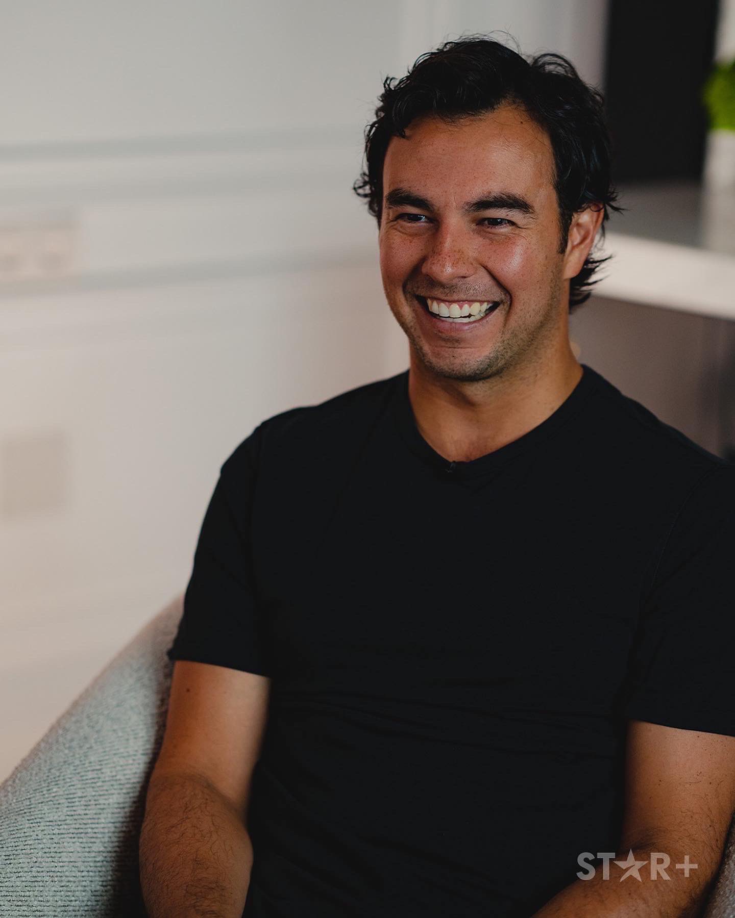 ¡Ya puedes ver la mini serie documental "Checo" en Star Plus!