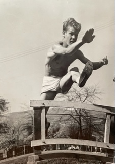 Robert W. Yates DDS - Larkin Mortuary Obituaries