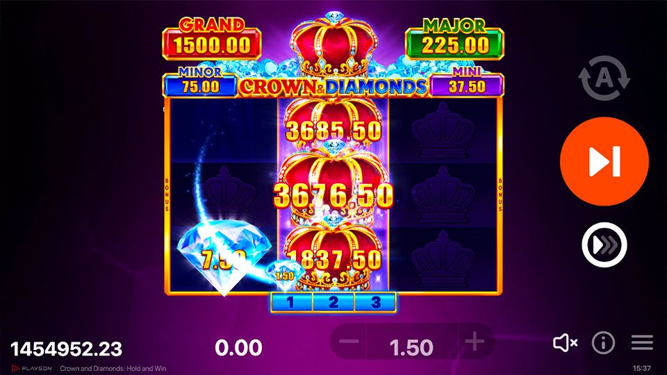 Play Crown and Diamonds: Hold and Win Slot Game | PlayFame.com