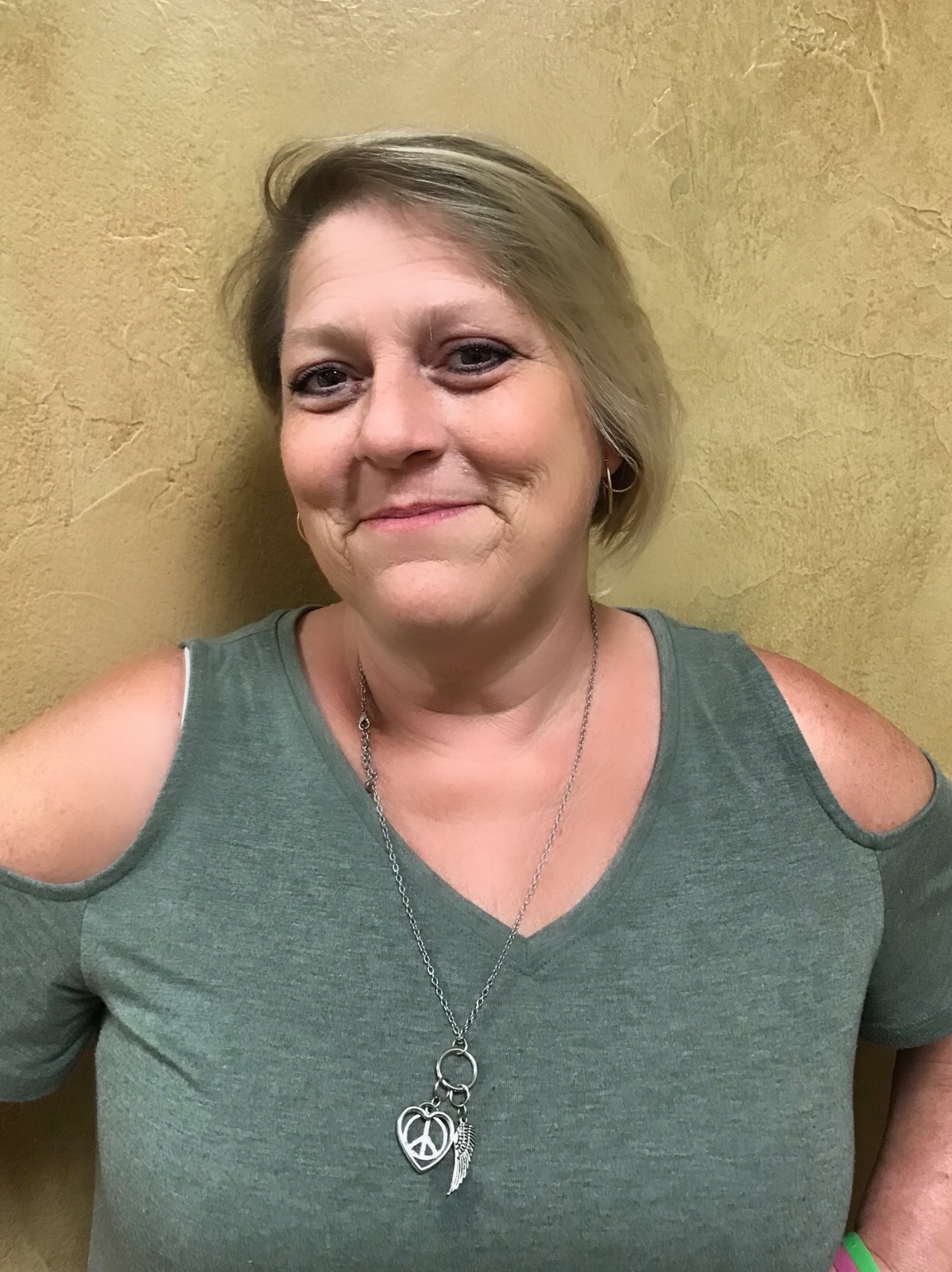 Melissa Hassell's Instagram, Twitter & Facebook on IDCrawl