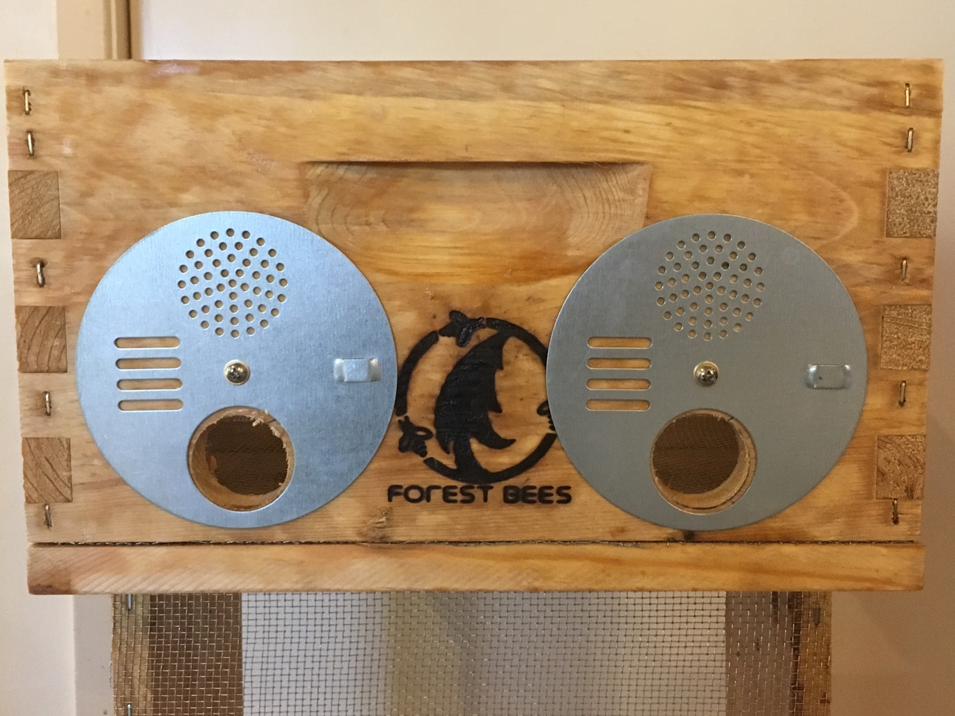 Forest Bees... beekeeping, simplified and unified.