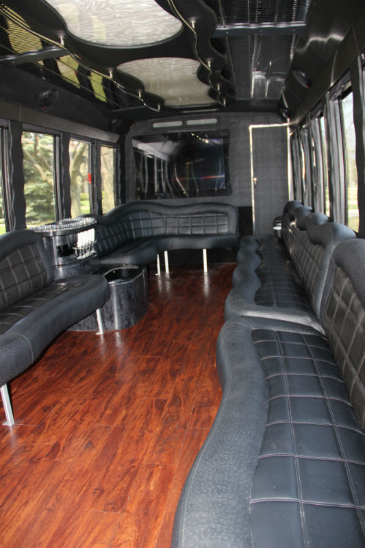 Limo Buses