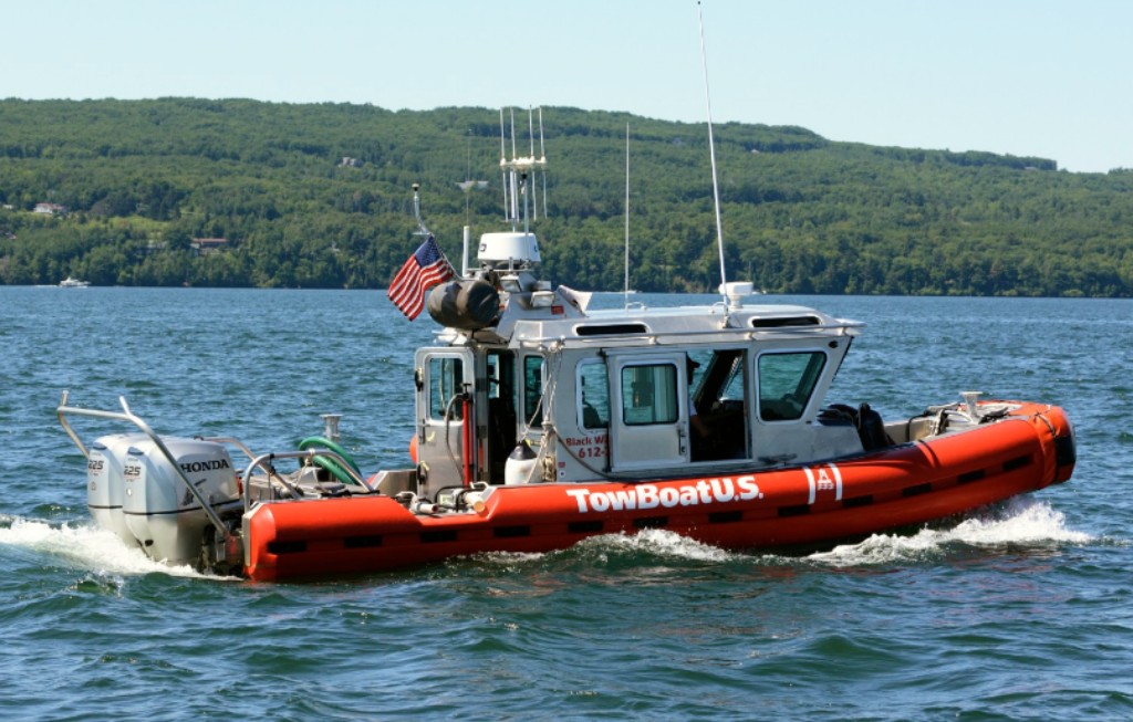 TowboatUS Bayfield - Black Warrior Marine