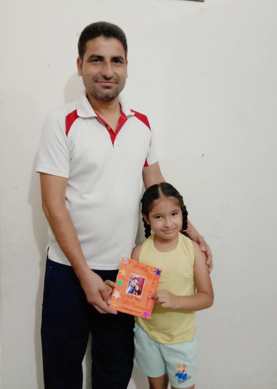 FATHER'S DAY (CLASS LKG) | Gallery | APPLE INTERNATIONAL SCHOOL